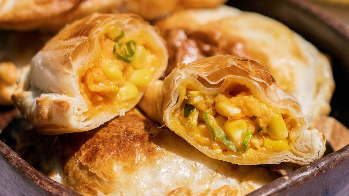 Empanadas de choclo y queso: la receta jugosa y caserita