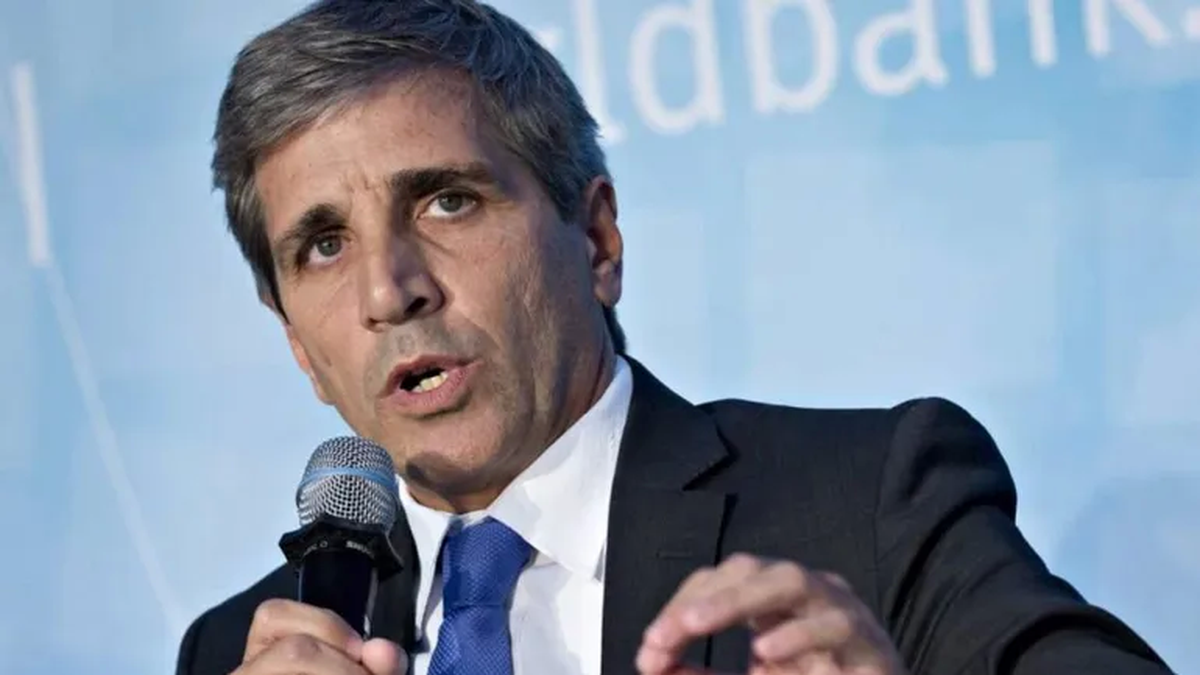 Crece la expectativa ante los demorados anuncios económicos del ...