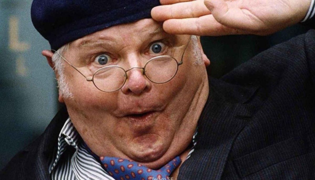 Benny Hill, 100 años del comediante que conquistó el mundo y murió solo