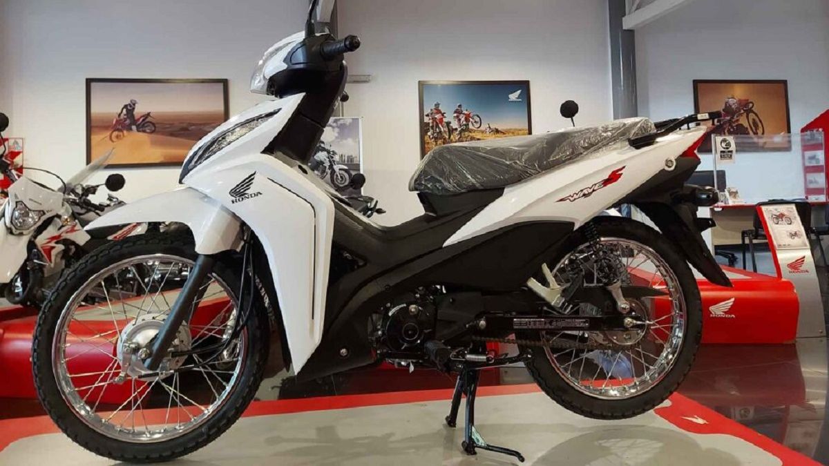 Esta moto fue la más patentada en febrero: destronó a la Honda Wave y ...