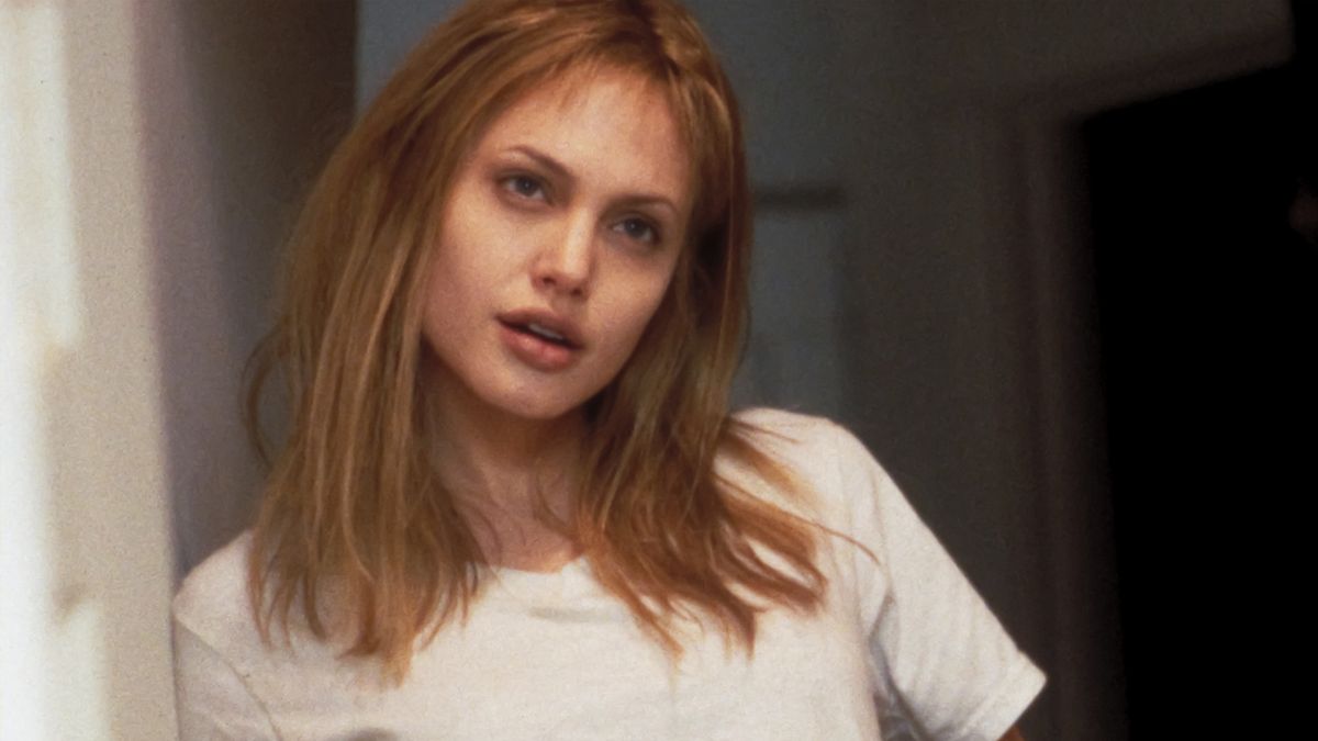 La emocionante película de Netflix que consagró a Angelina Jolie y a ...