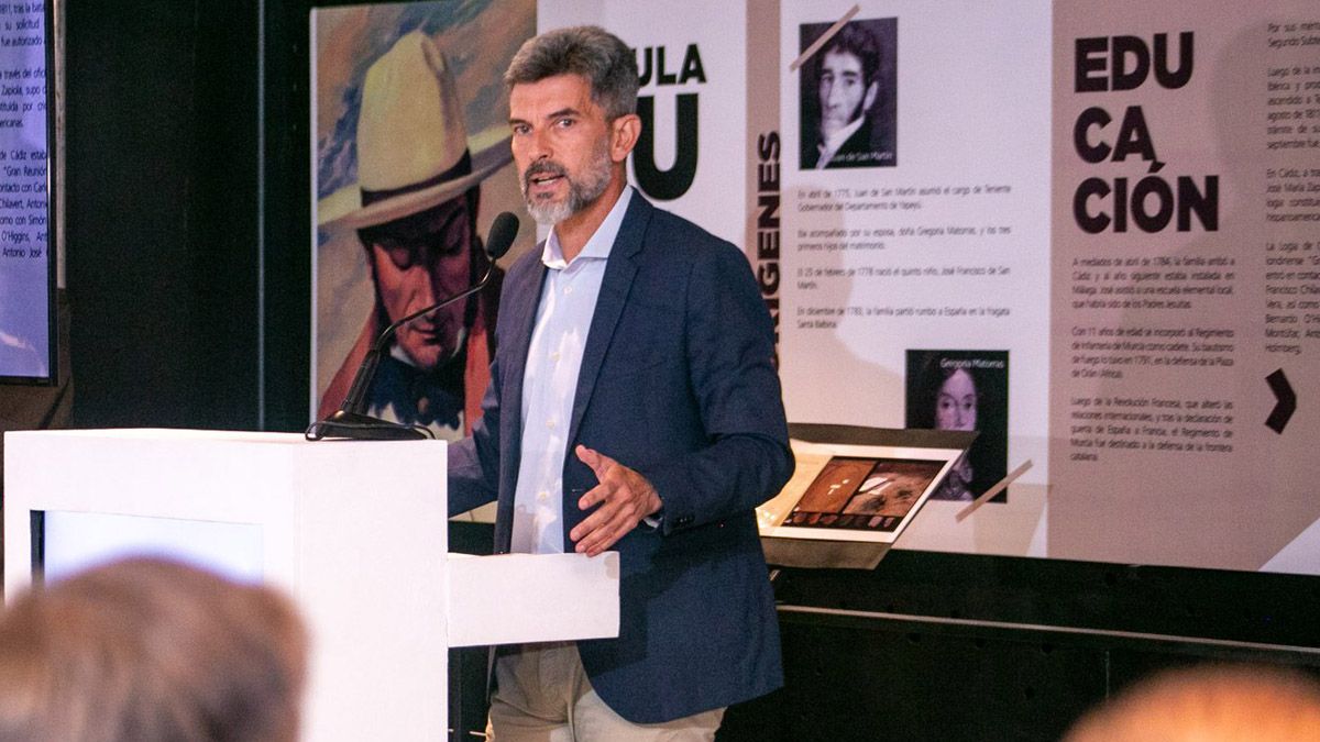 Ulpiano Suarez decidió comprar 30 pistolas Taser para los preventores de Capital