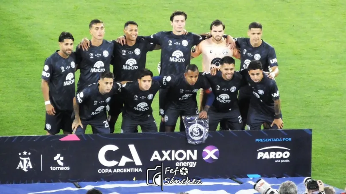 Los jugadores que Alfredo Berti tacha del póster de Independiente ...