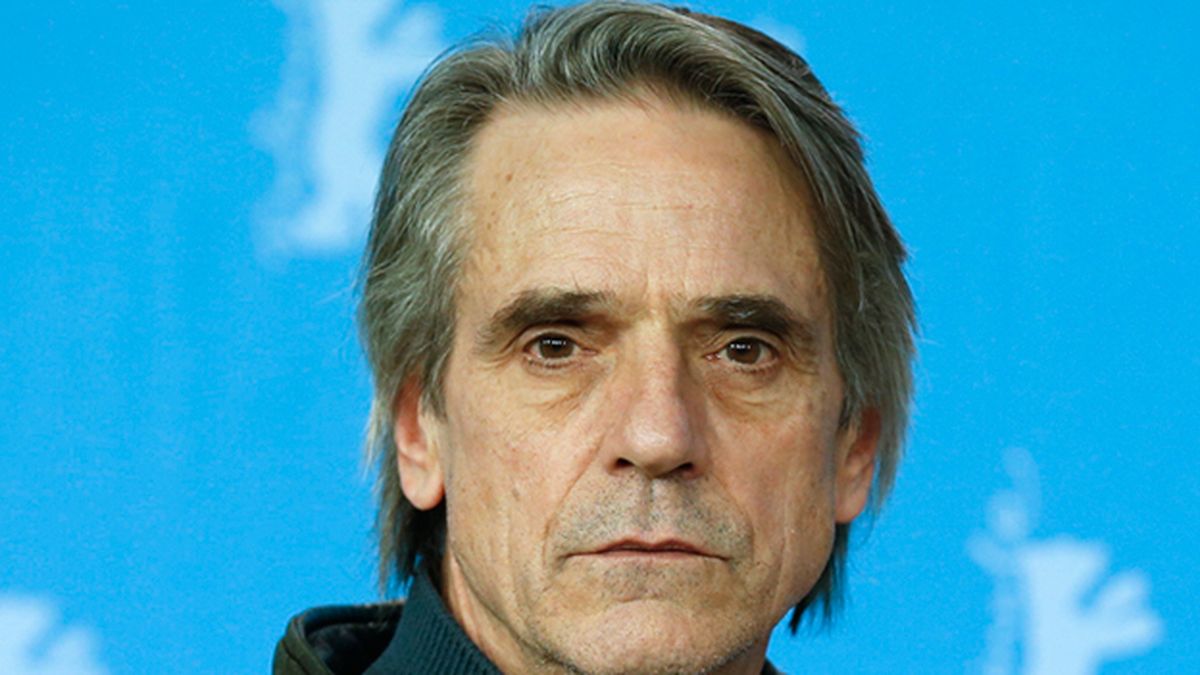 Jeremy Irons habla de Batman y las ventajas de la edad