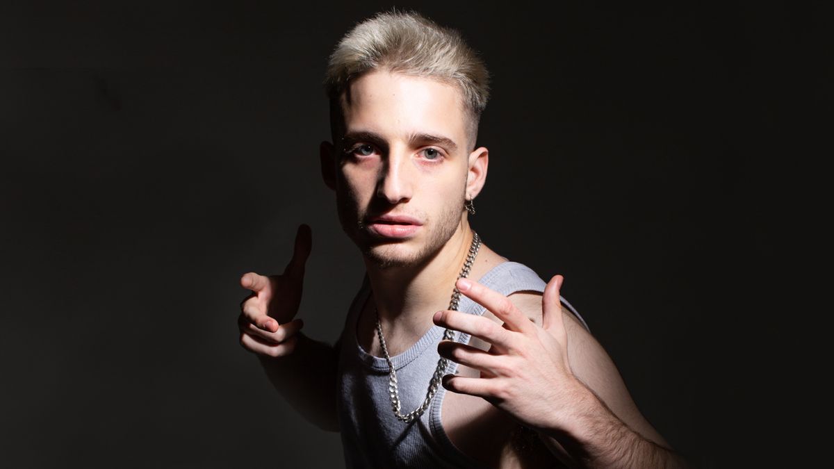 Wos critica con dureza a colegas en su nuevo video, Puaj