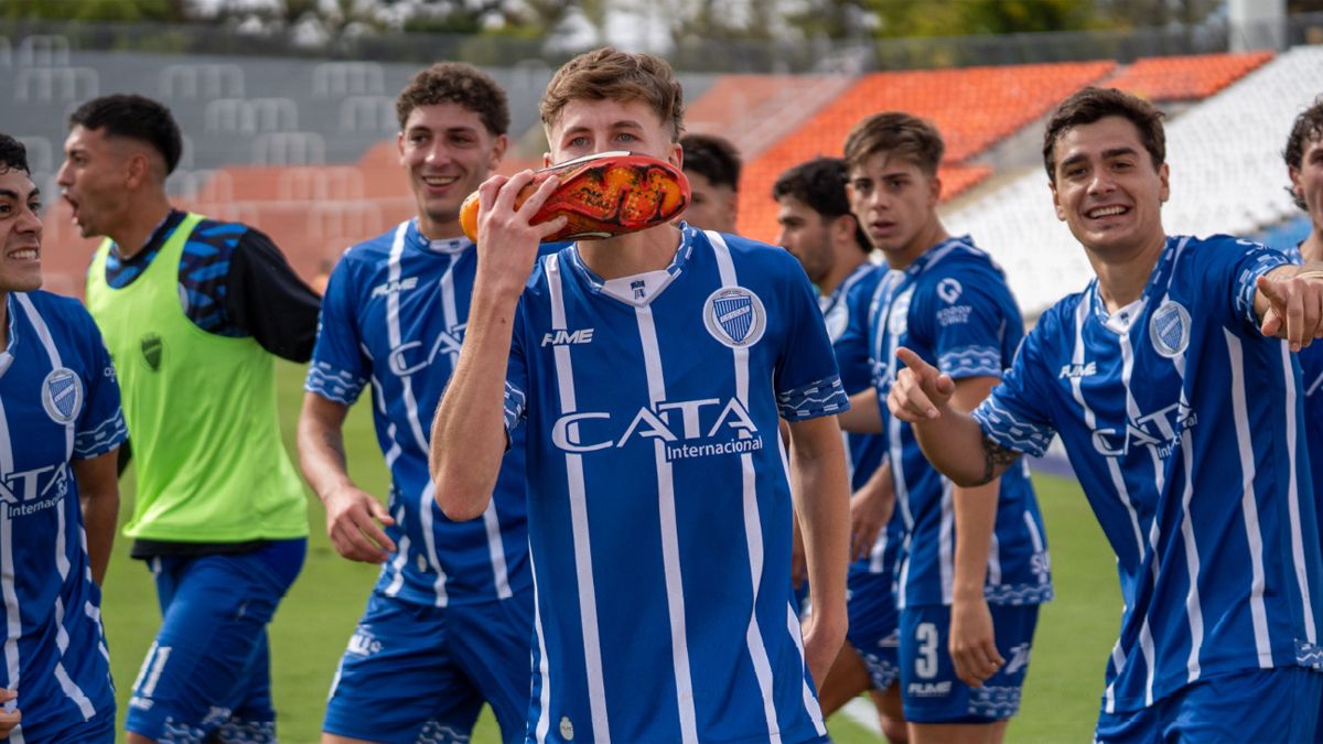 Santino Andino y la intimidad de su festejo en el clásico entre Godoy ...