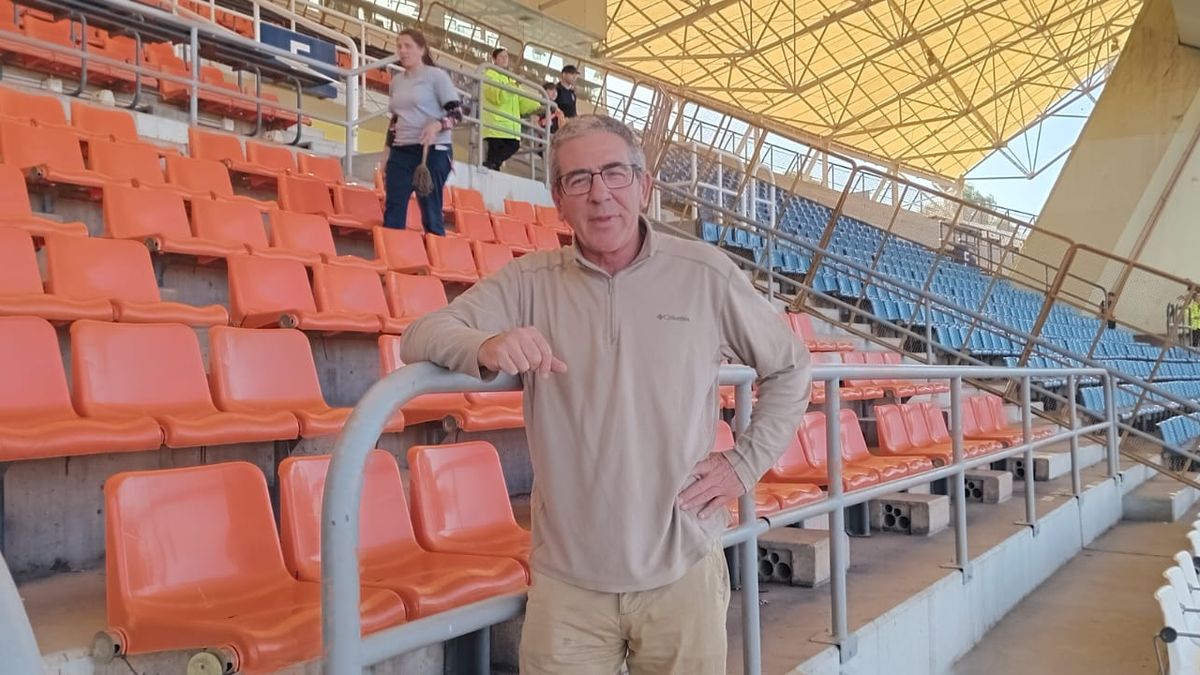 Federico Chiapetta, la vuelta del fútbol al Malvinas y la posibilidad ...