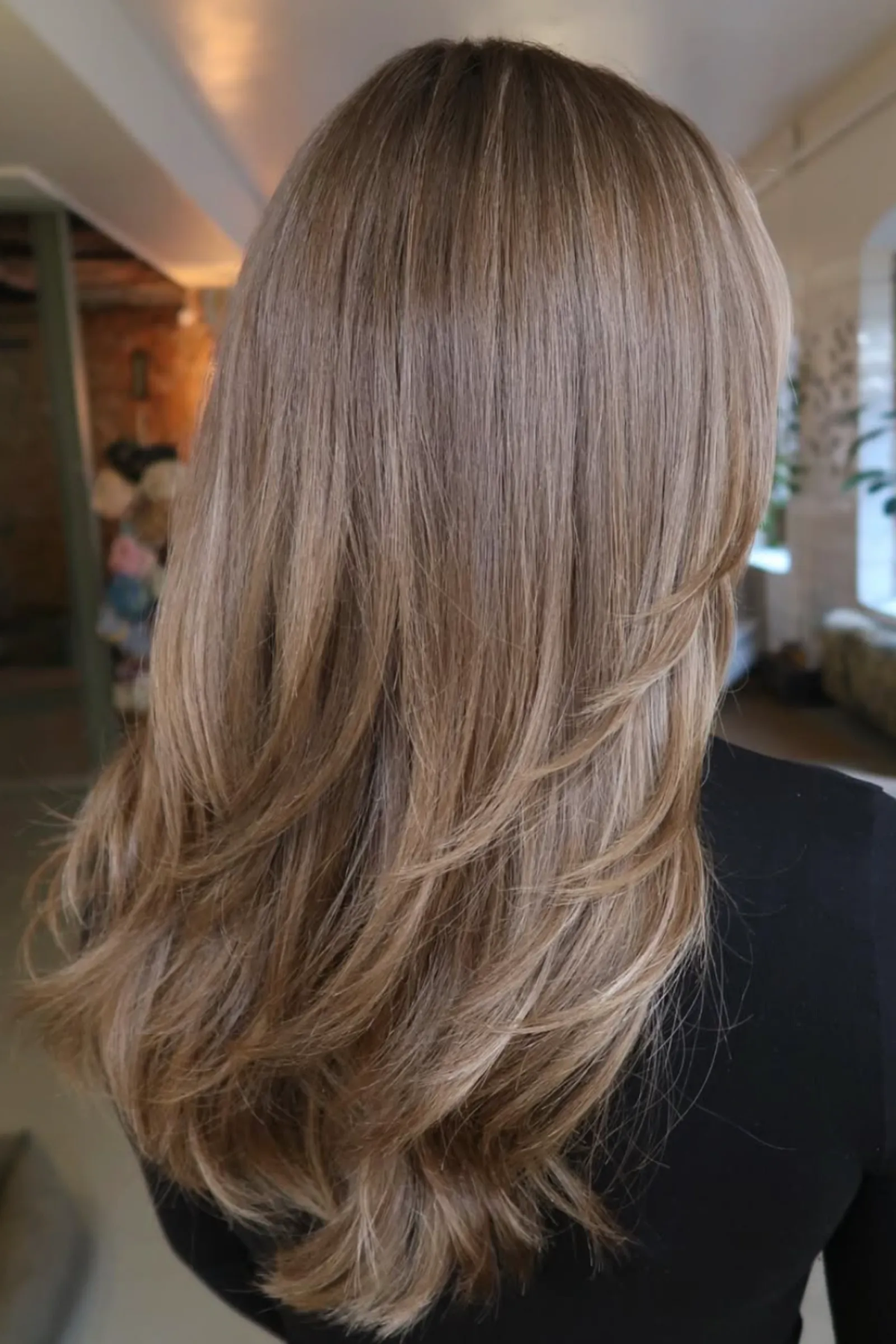 Ni rubio ni cherry red: el COLOR TENDENCIA para tintes de CABELLO para 2025