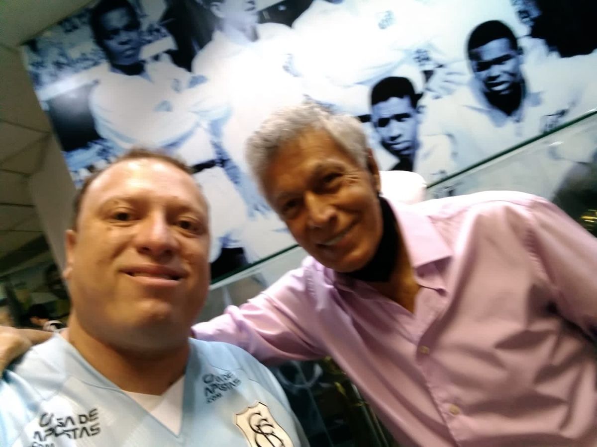 Santos, un gigante del fútbol de Brasil, pone un pie en Mendoza
