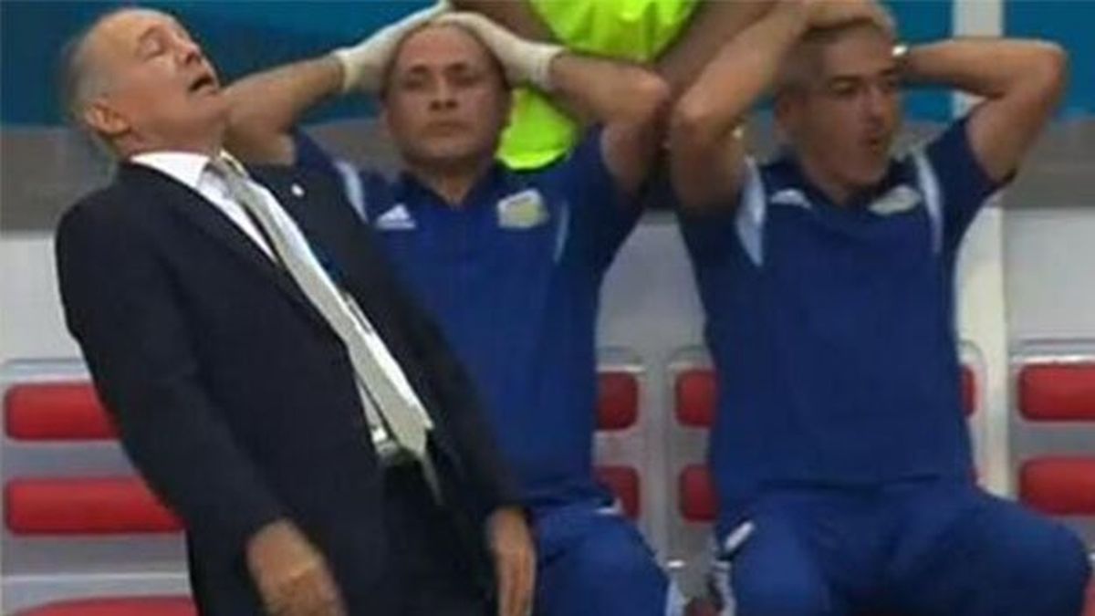 Los memes tras los cambios que metió Martino