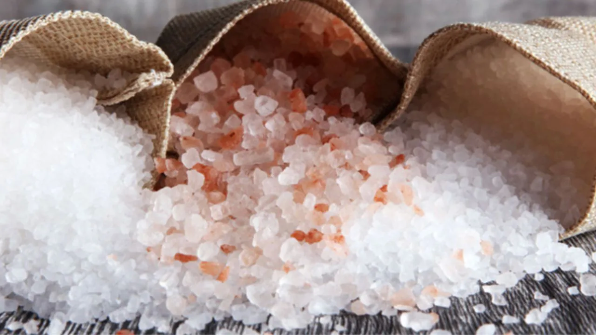 El efectivo ritual de sal del Feng Shui para alejar las malas energías