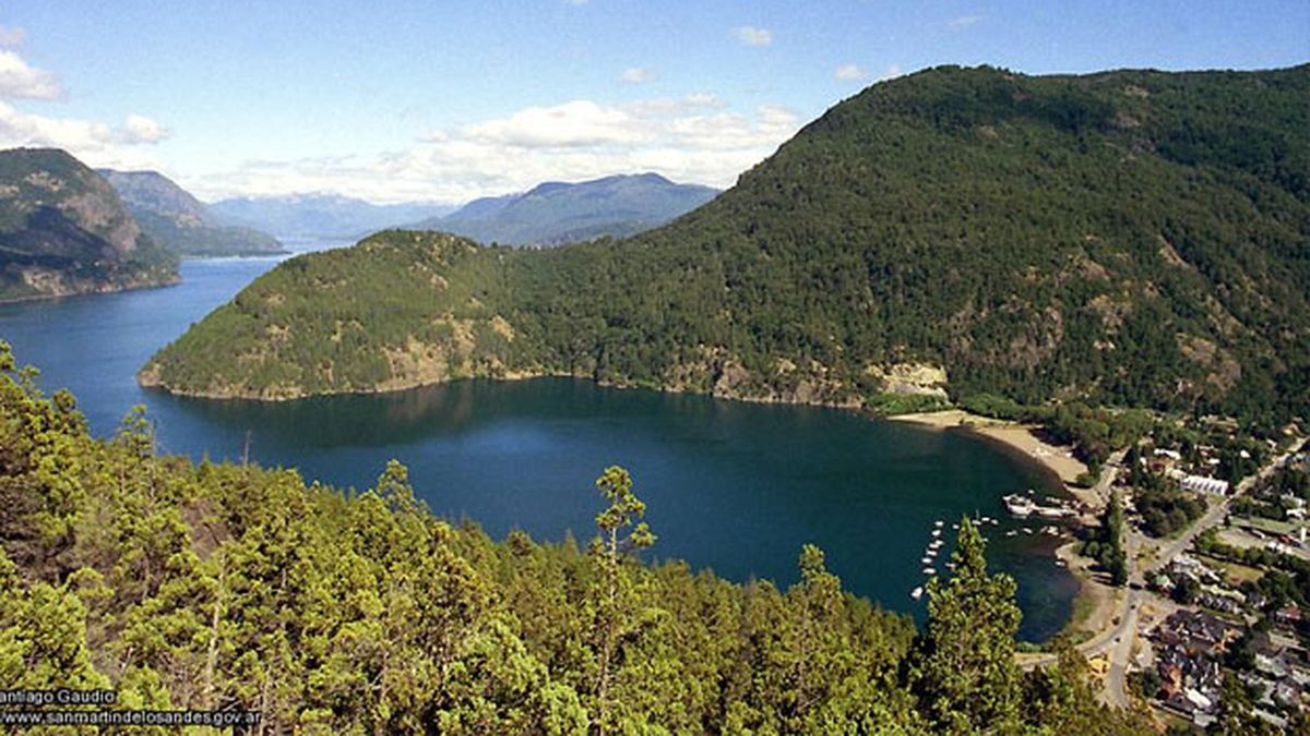 Lagos, bosques y cerros