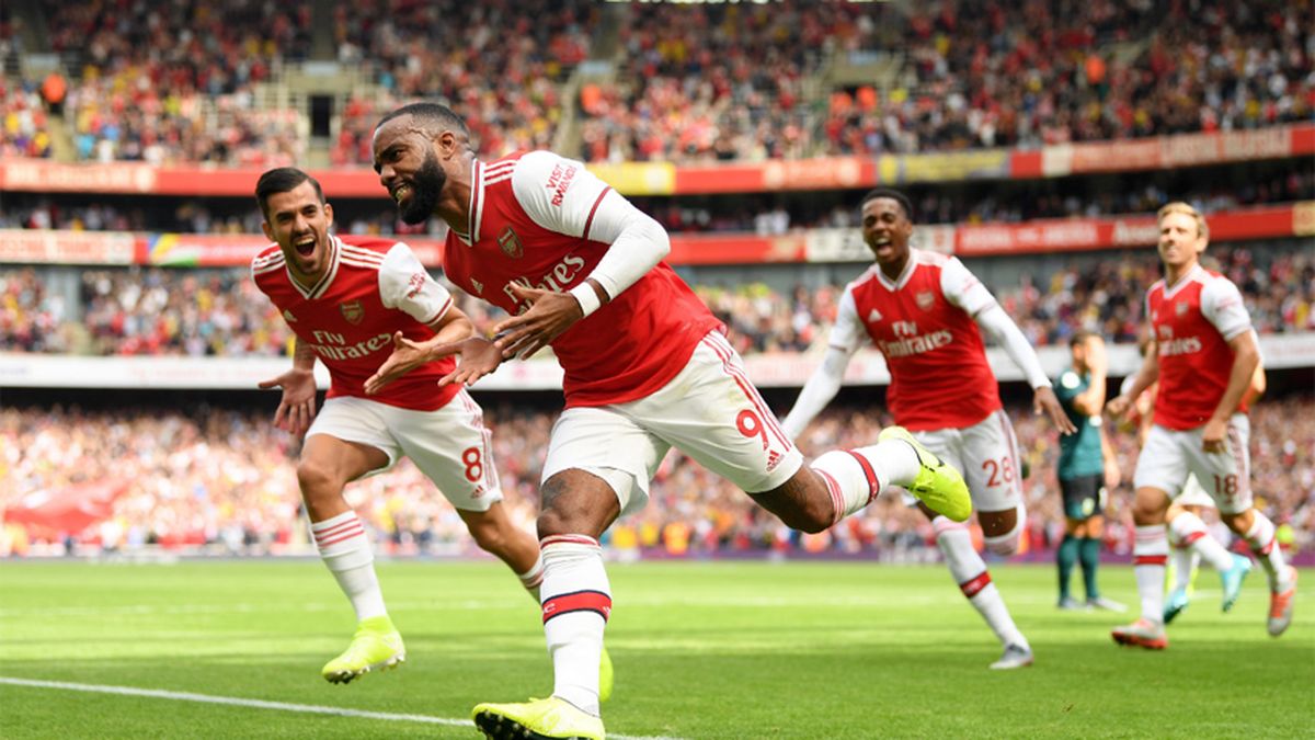 Arsenal ganó y tiene puntaje ideal en la Premier League