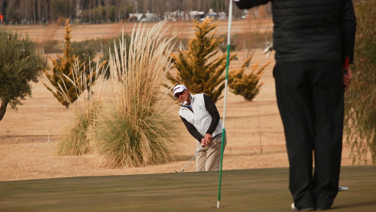 Exitoso torneo de golf en el Nevado