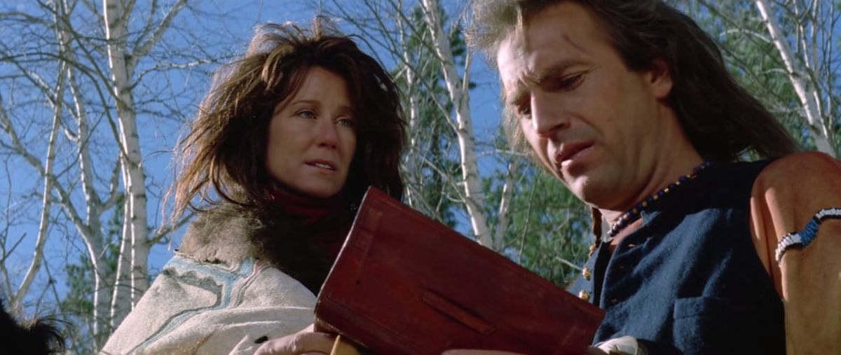 A 33 años de Danza con lobos, así se ve hoy la actriz Mary McDonnell