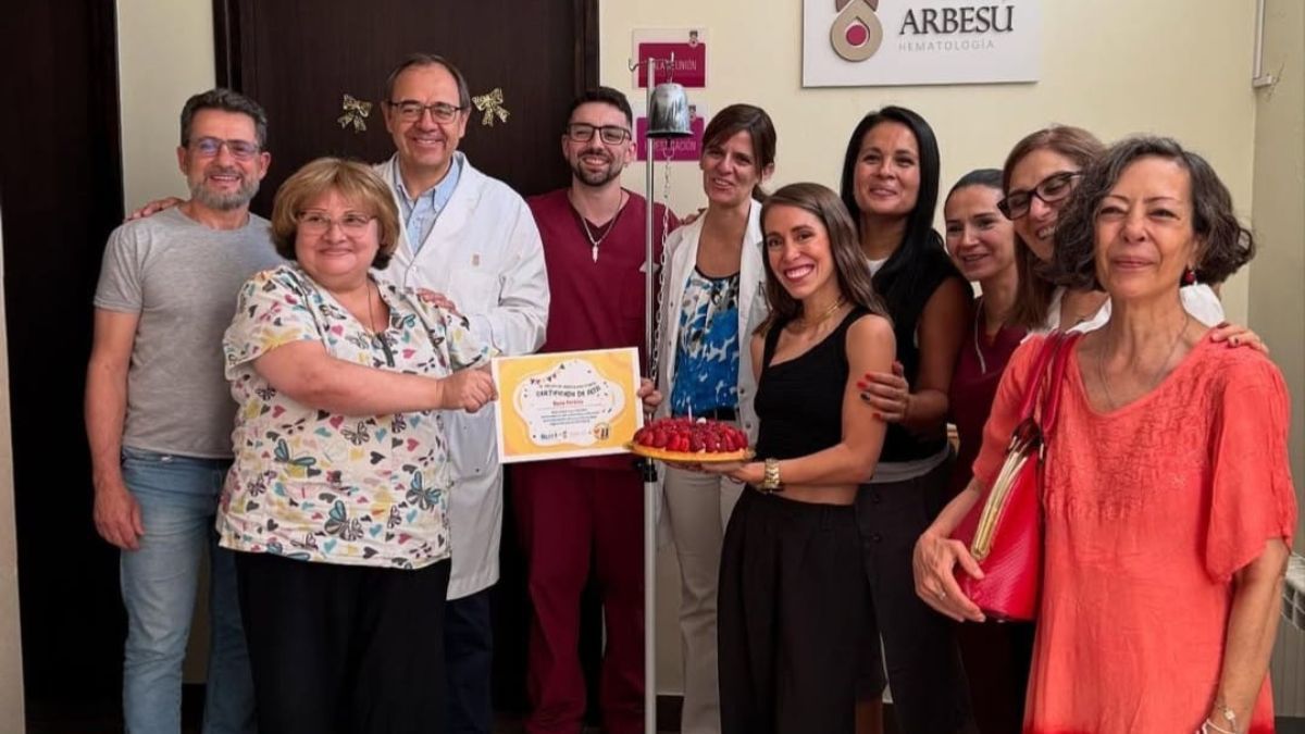 La DJ y productora musical mendocina Rocío Portillo tocó la campana de ...