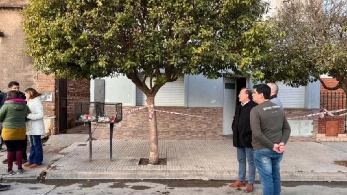 Un funcionario municipal fue encontrado en su casa asfixiado, atado y ...