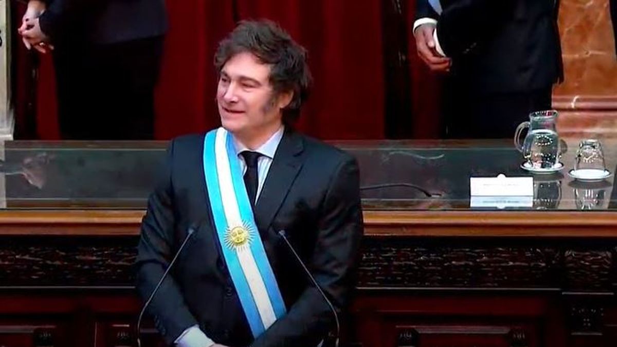 EN VIVO: Javier Milei presenta el Presupuesto 2025 en el Congreso de la ...