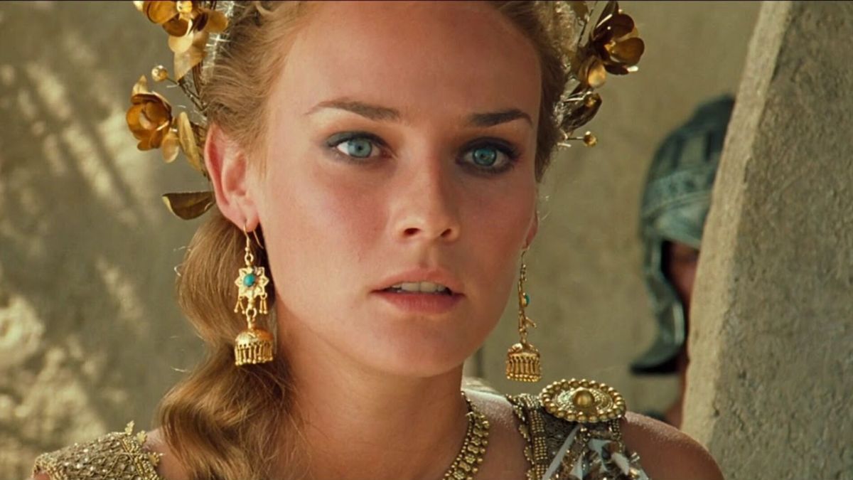 A 20 años del estreno de Troya, así se ve hoy la actriz que hizo de Helena